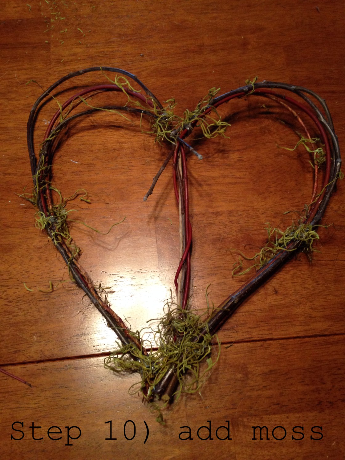 DIY rustic heart wreath in 10 easy steps